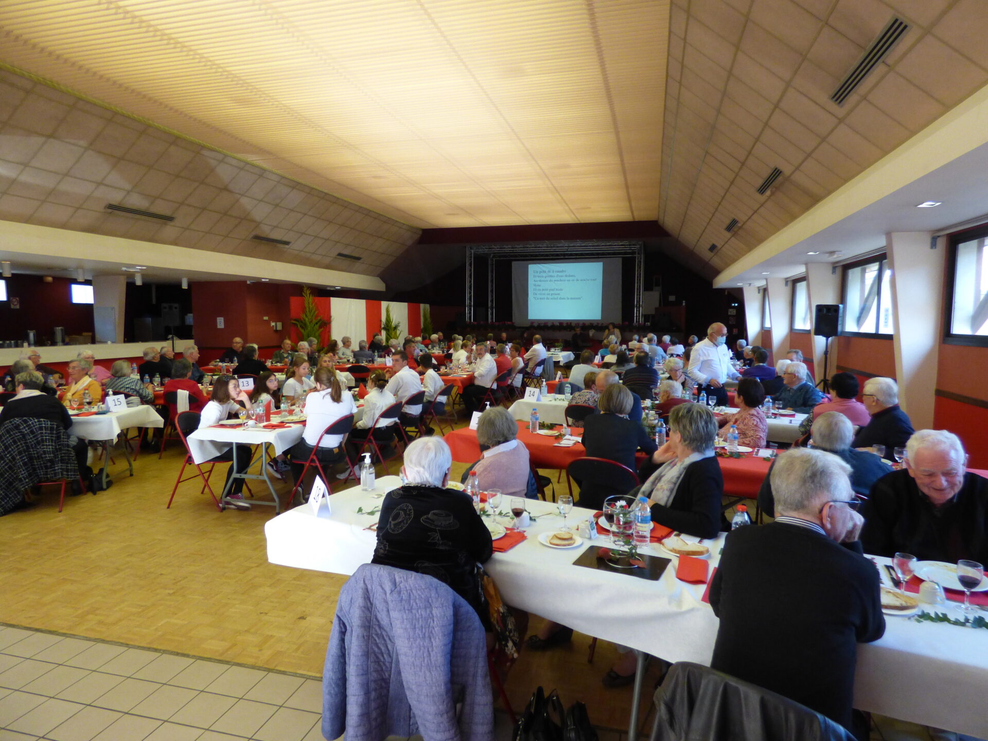 Inscription au Repas des aînés 2026 - Chalonnes-sur-Loire
